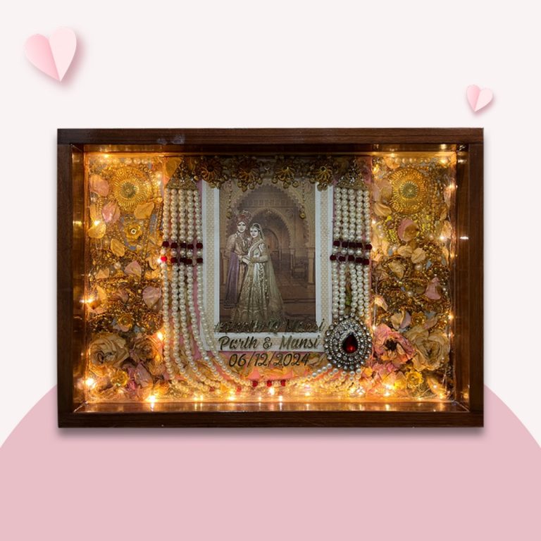 Beautiful Preserve in Wedding Garland Resin Art
